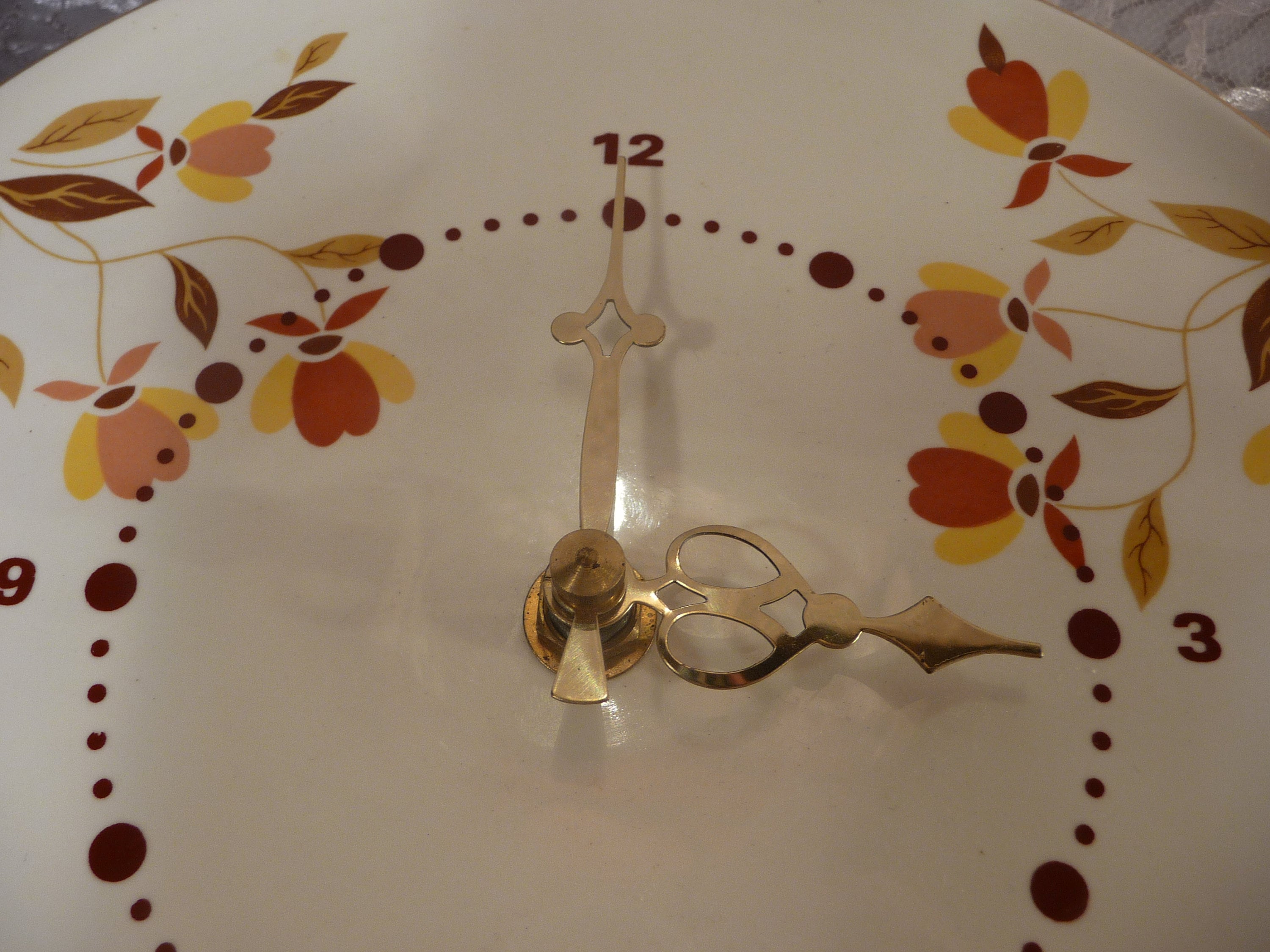 Vintage Jewel Tea, Autumn Leaf Clock, Hall, Salesman's Award Wall Clock ...