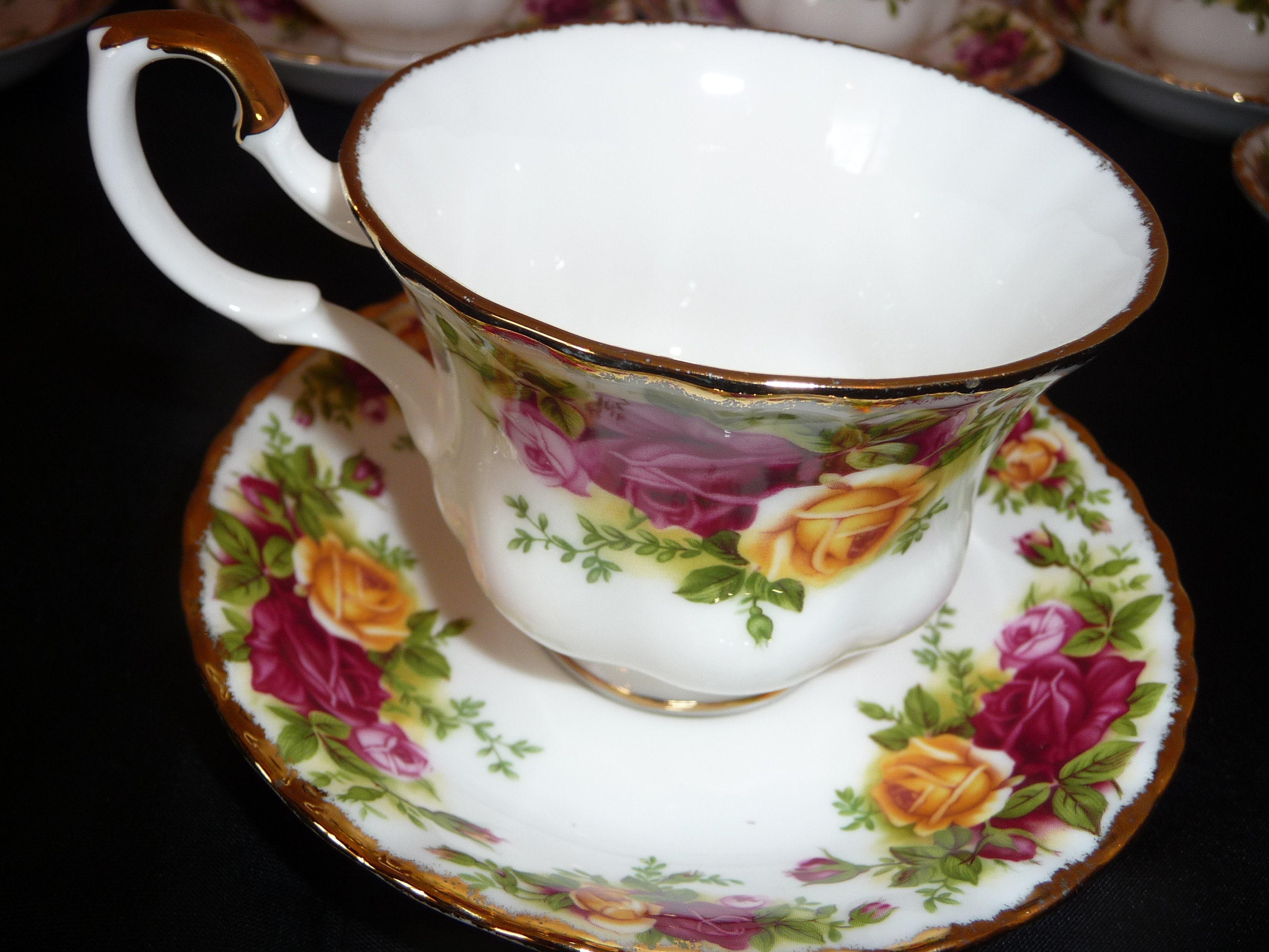 Vintage Royal Albert LTD Old Country Rose Pattern Set of 6 Cups and ...