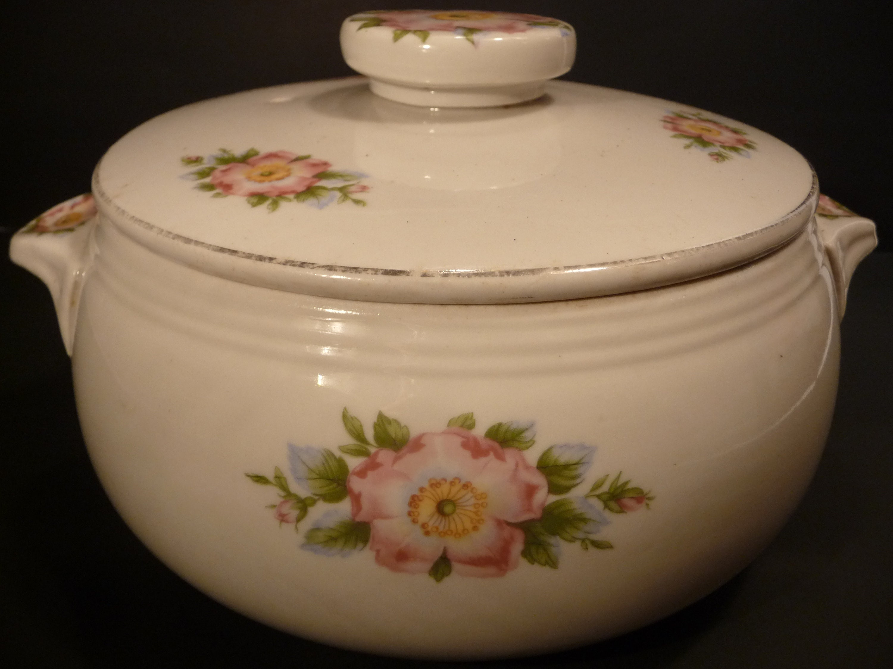 Vintage Hall's Superior Kitchenware Covered Casserole - Etsy