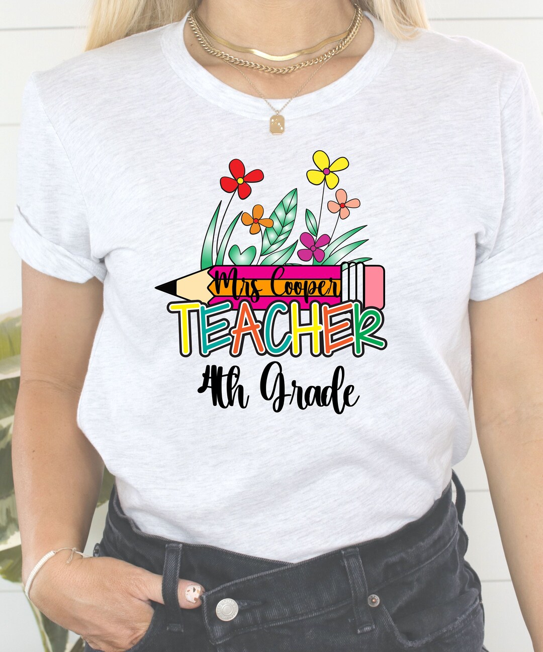 Custom Personalized 4th Grade Teacher Shirt, Back to School Shirt ...