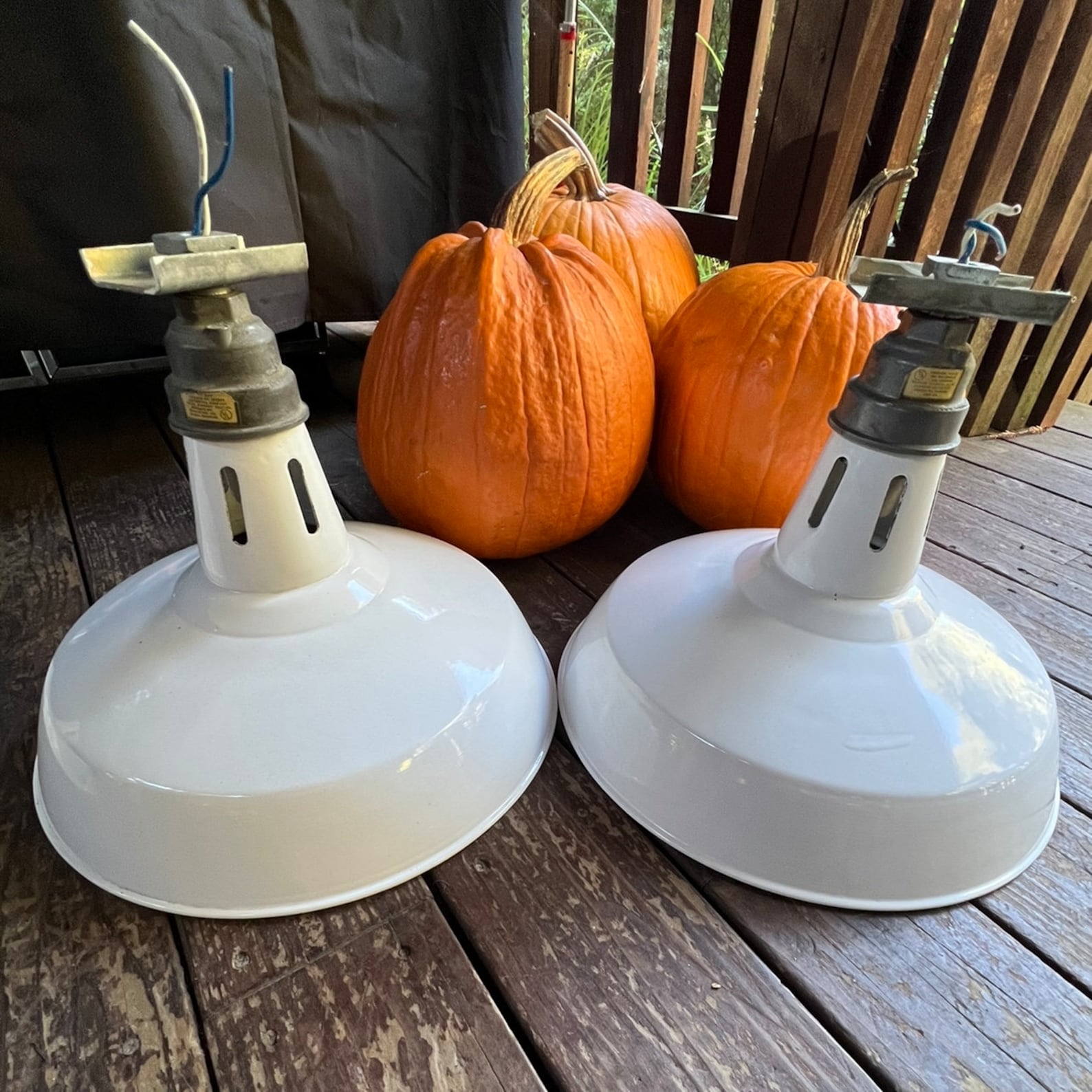 Vintage White Benjamin Barn/factory/industrial Enamel Pendant Light ...