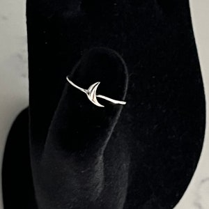 Sterling Silver Crescent Moon Toe Ring: Adjustable Celestial Jewelry - Etsy
