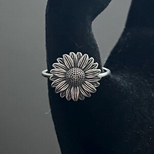 Sterling Silver Sunflower Ring: Detailed Carving, Retro Floral Jewelry ...