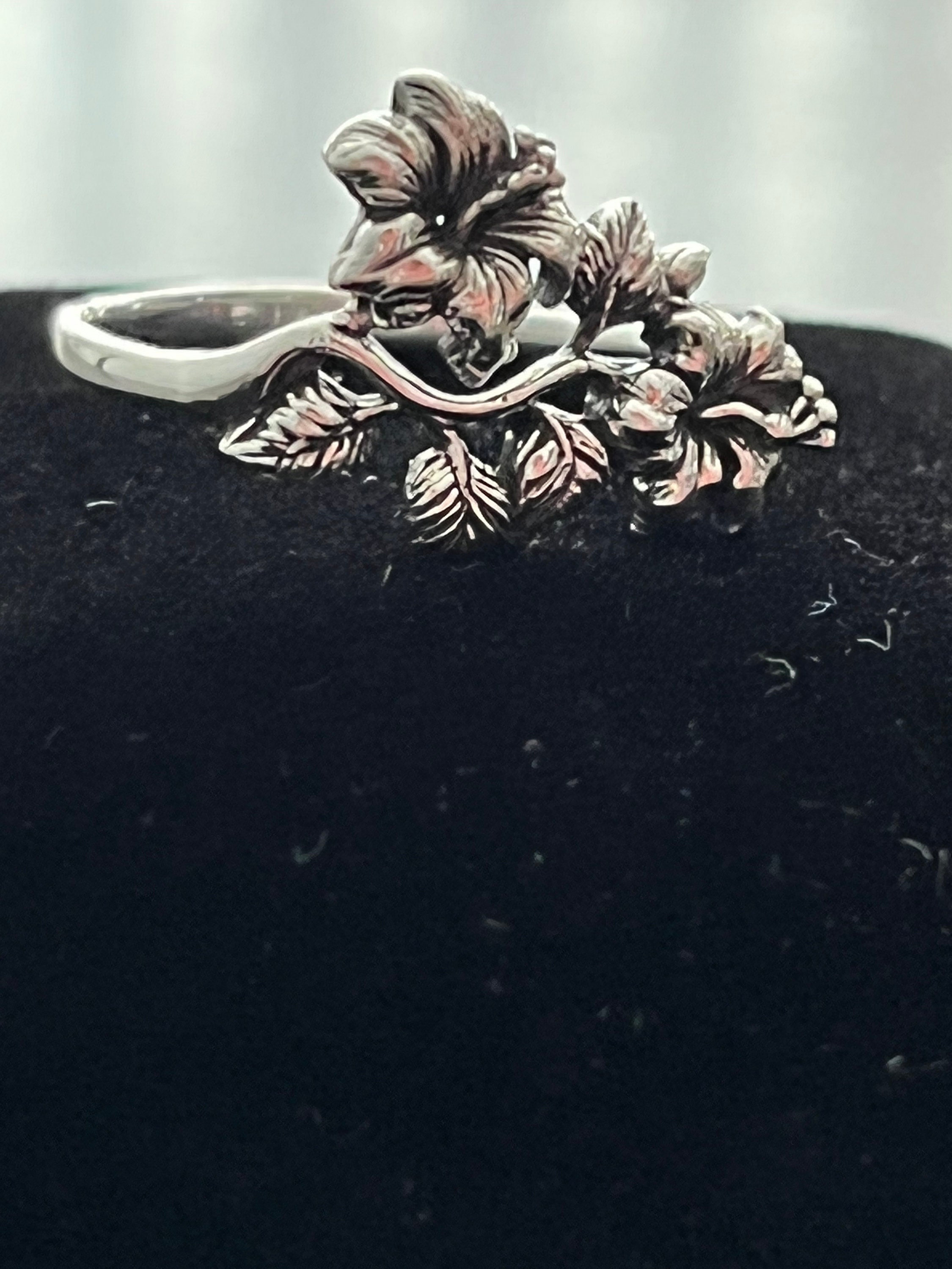 Sterling Silver Lilies and Leaves Ring - Floral Statement Ring - Etsy