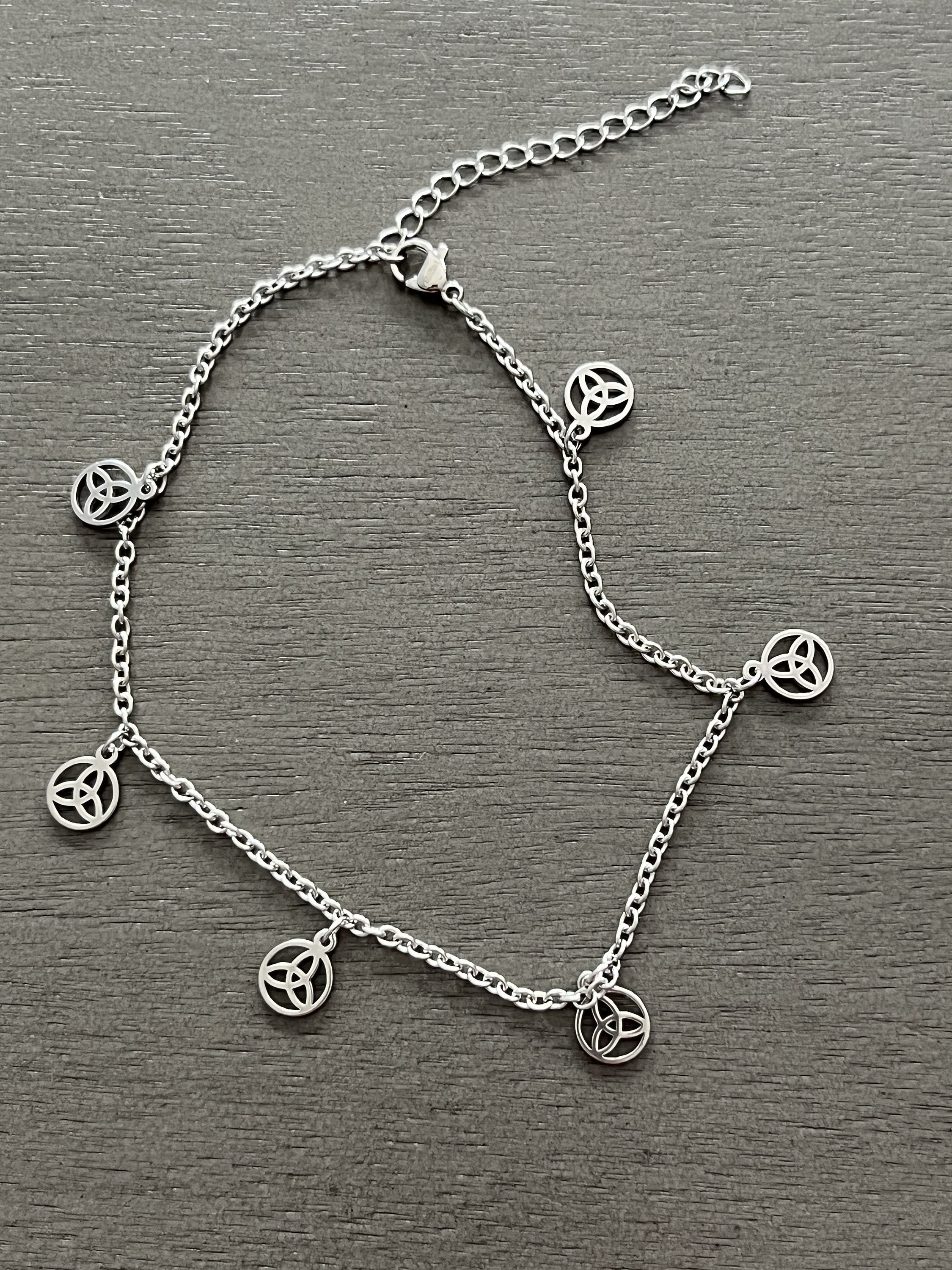 Stainless Steel Anklet With Celtic Triquetras, Adjustable Anklet With Triquetras, Celtic Love ...