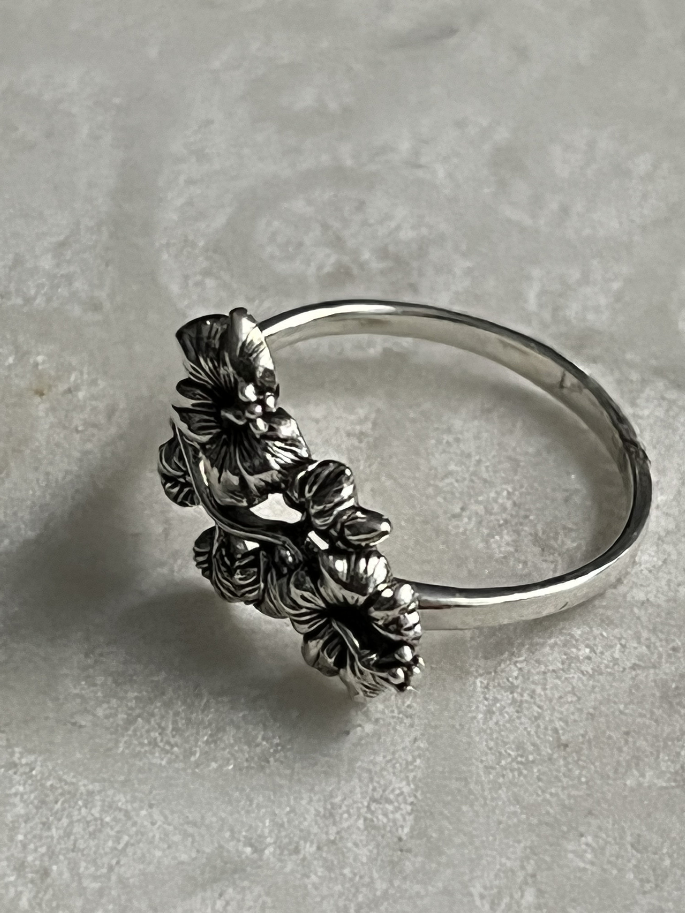 Sterling Silver Lilies and Leaves Ring, Floral Ring, Statement Ring, Gift for Her - Etsy