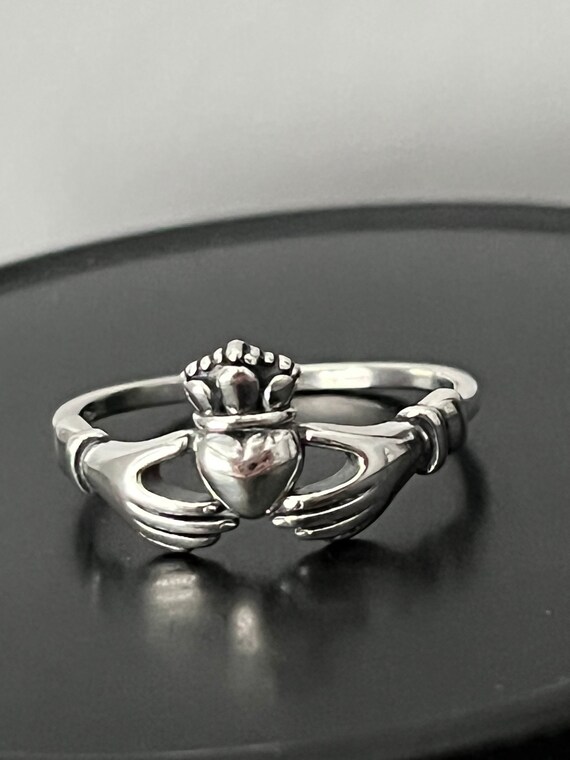 claddagh heart friendship - Gem
