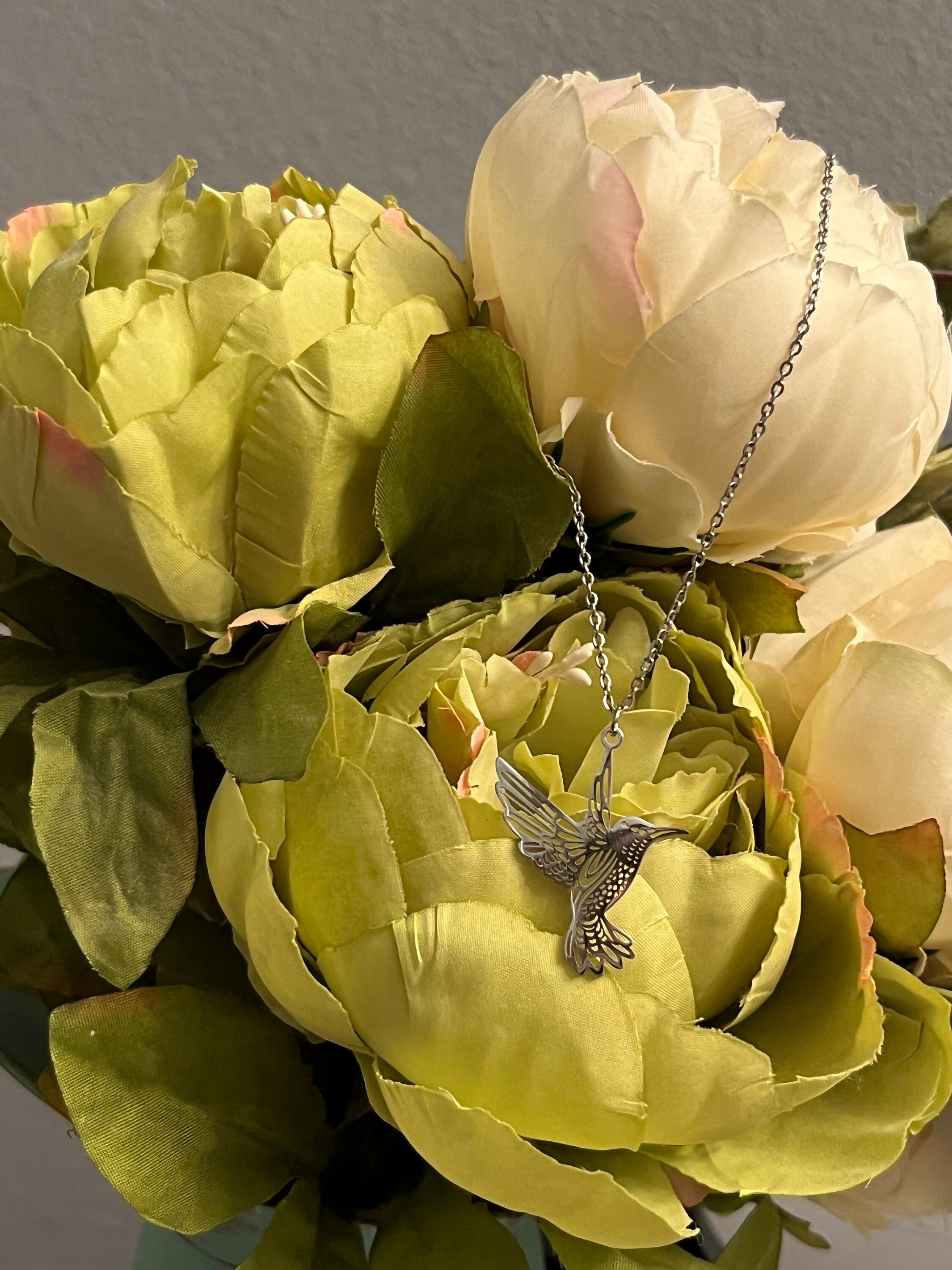 Elegant Stainless Steel Hummingbird Pendant Necklace, Small Hummingbird ...