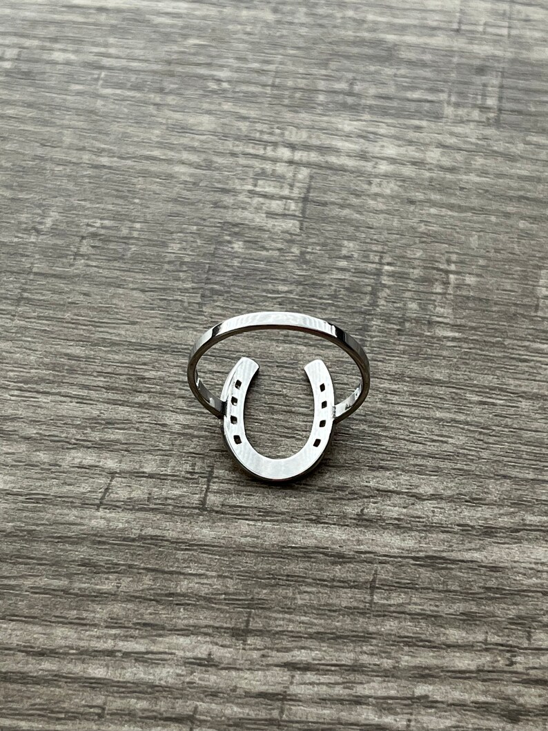 Stainless-steel U-shaped Finger Ring, Horseshoe Lucky Jewelry, Birthday ...