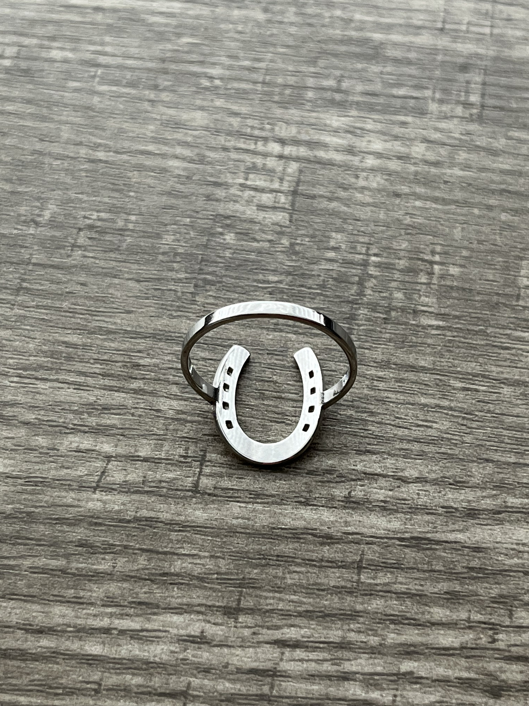 Stainless-steel U-shaped Finger Ring, Horseshoe Lucky Jewelry, Birthday ...