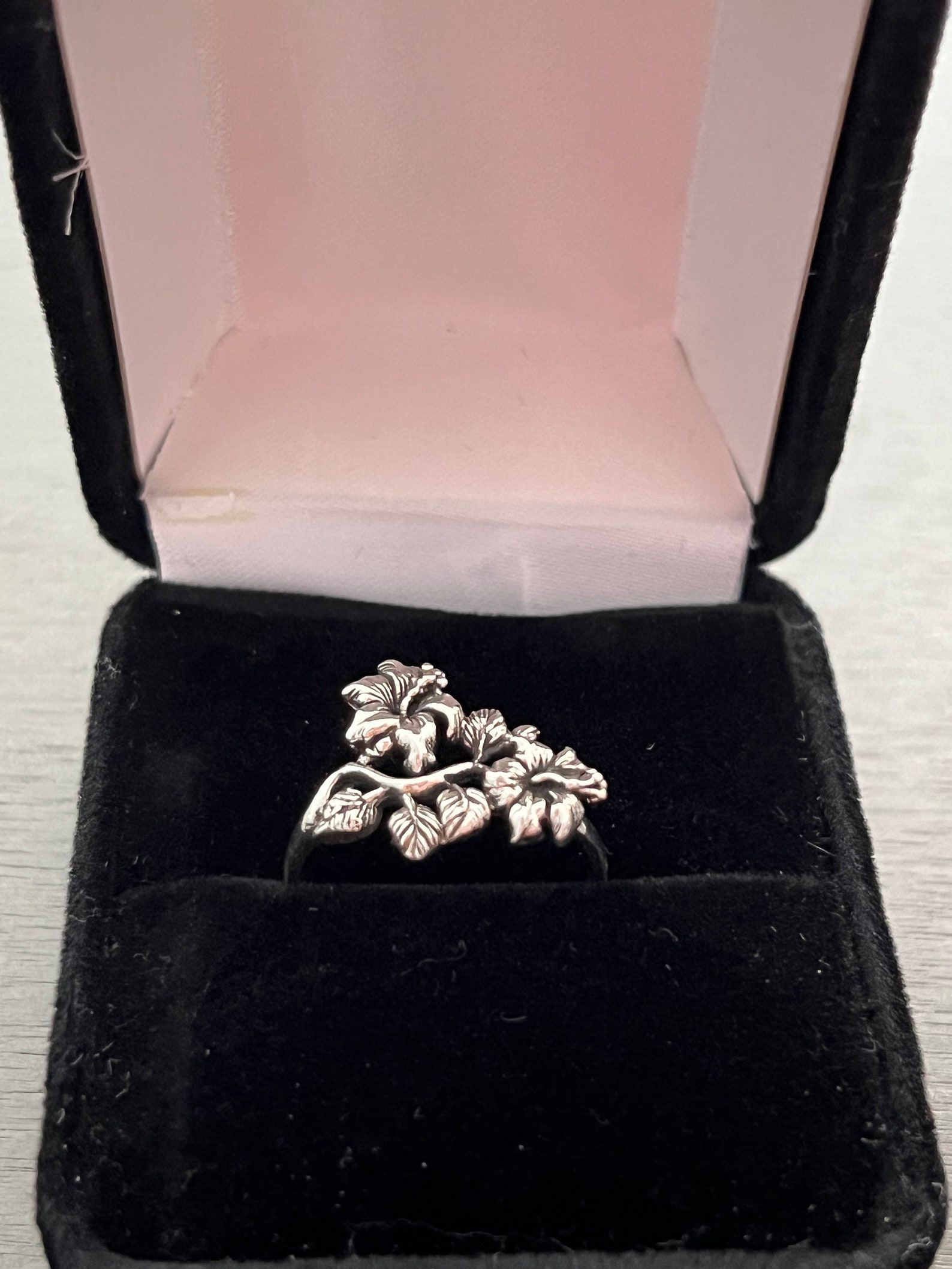 Sterling Silver Lilies and Leaves Ring - Floral Statement Ring - Etsy