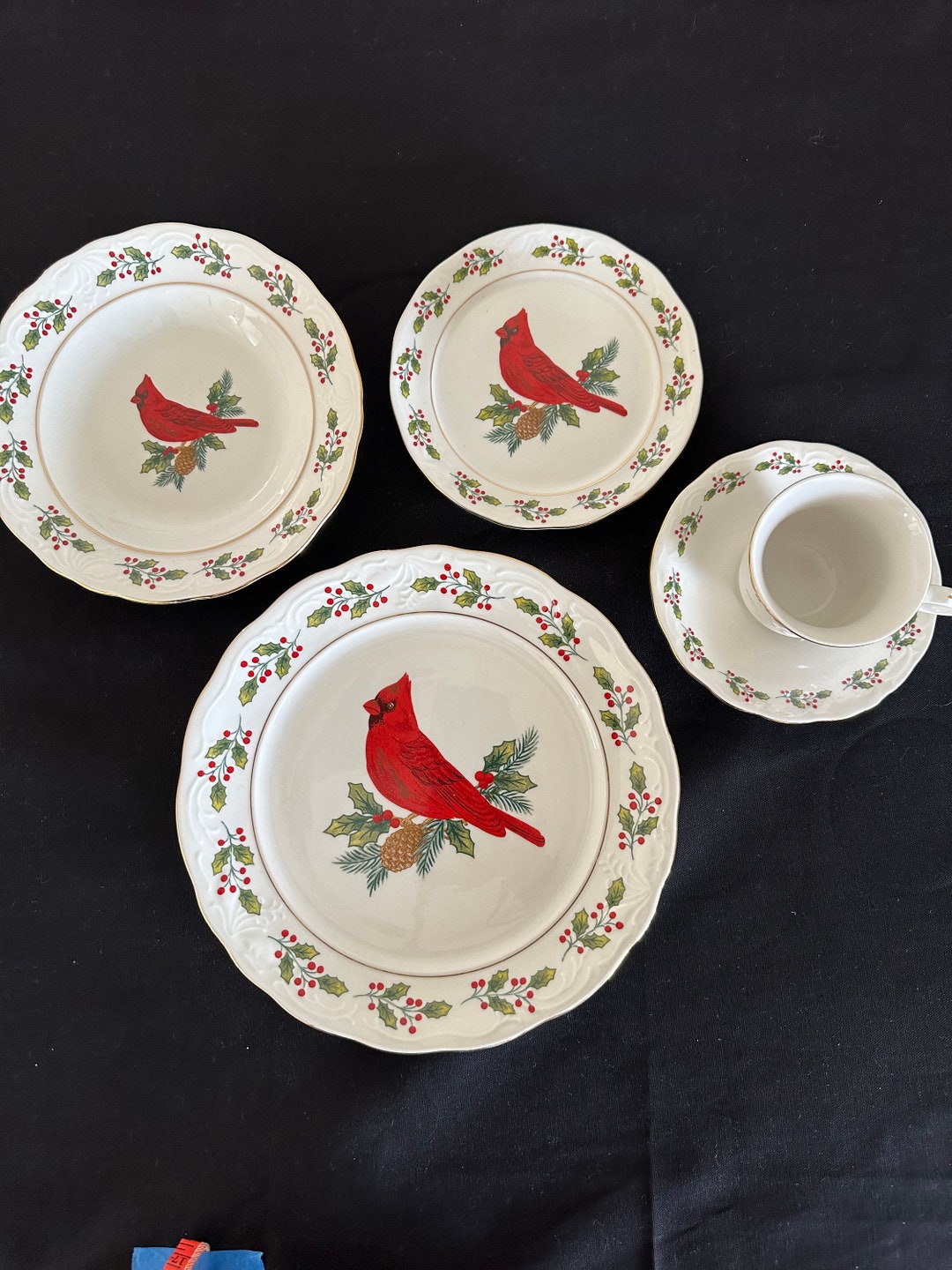 Gibson China Christmas Cardinal Holiday Dinnerware Gold Rimmed Holly ...