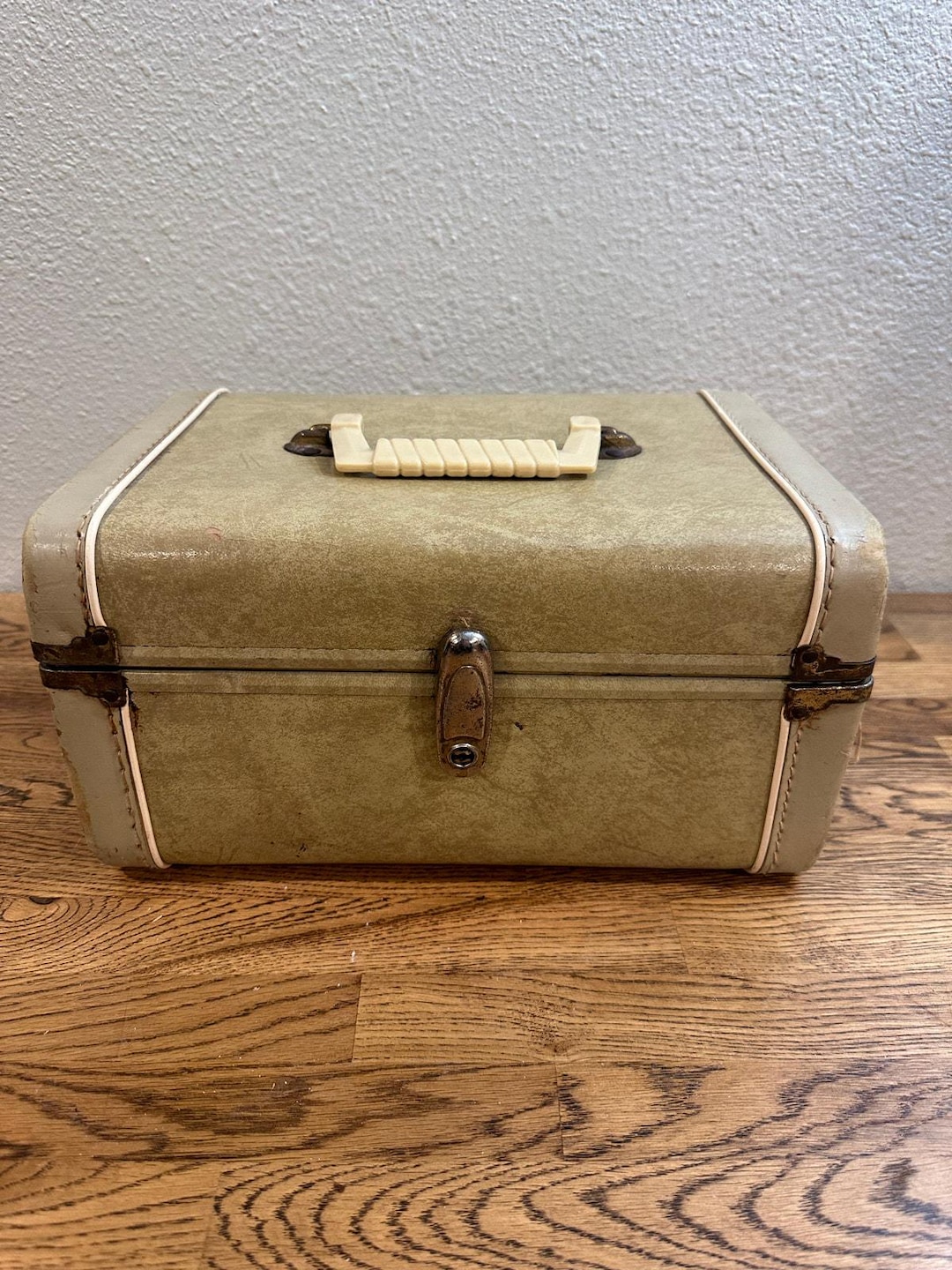 Vintage Cosmetics Case, Suitcase, Mirror Case, Travel Case, Train Case ...