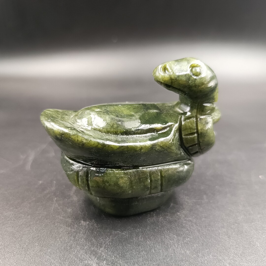 Natural Green Jade Carved Snake Ornaments, Ping an Jade Carved Snake ...