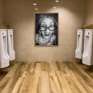 Funny Toilet Decor WC Print Wall Decor Toilet Accessories Women in WC ...