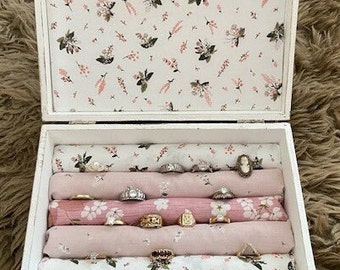 Multiple Ring Box - Etsy