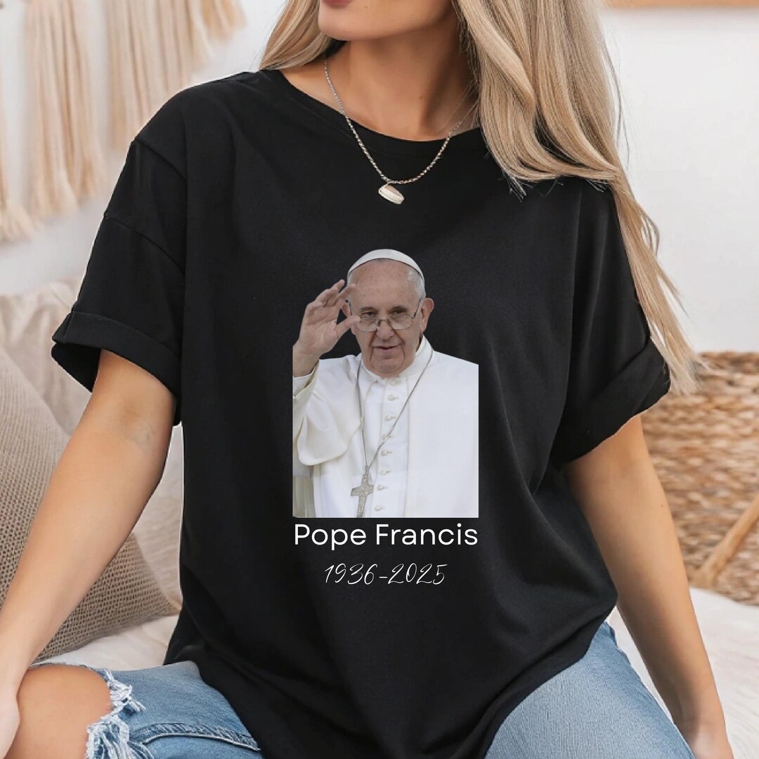 Vintage Pope Francis T-shirt: Retro Catholic Faith Tee - Etsy