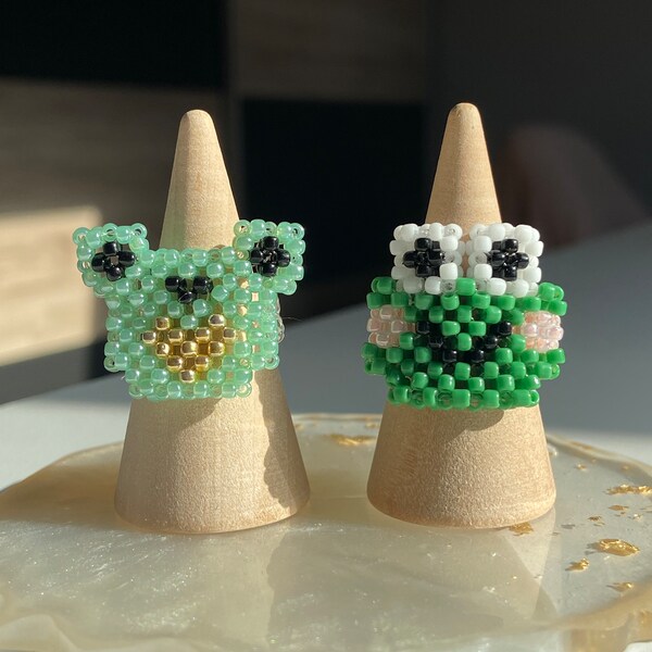 Glass Frog Bead - Etsy