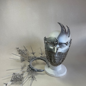 Masquerade Mask With Chain and Spikes Carnival Aristocrats Ball ...