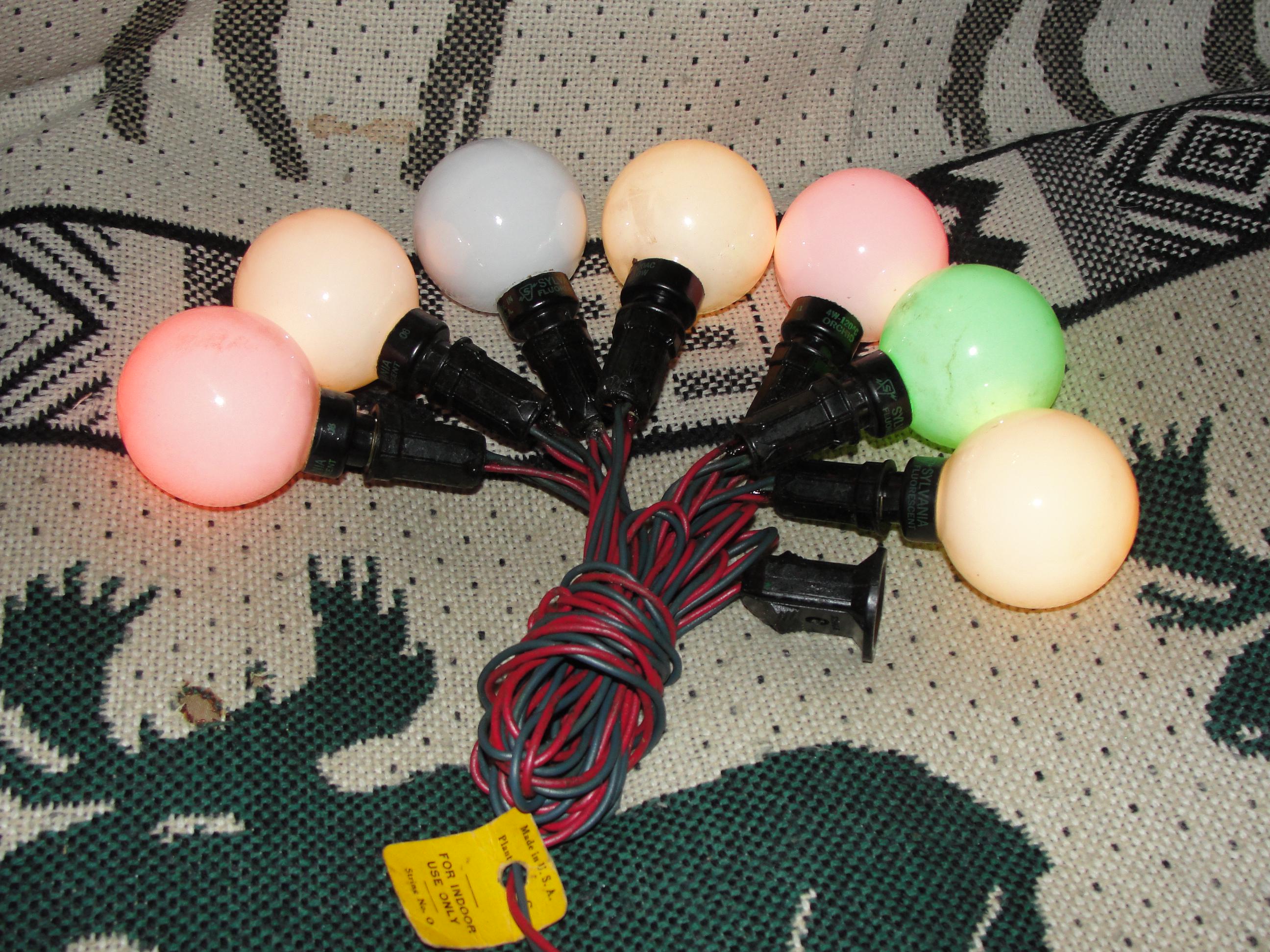 Vintage, RARE Royal Fluorescent Tree Set of 7 W/sylvania Round Lamps ...