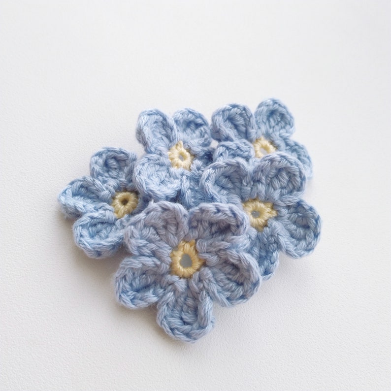 Forget-me-not Flower Crochet Pattern, Crochet Applique - Etsy