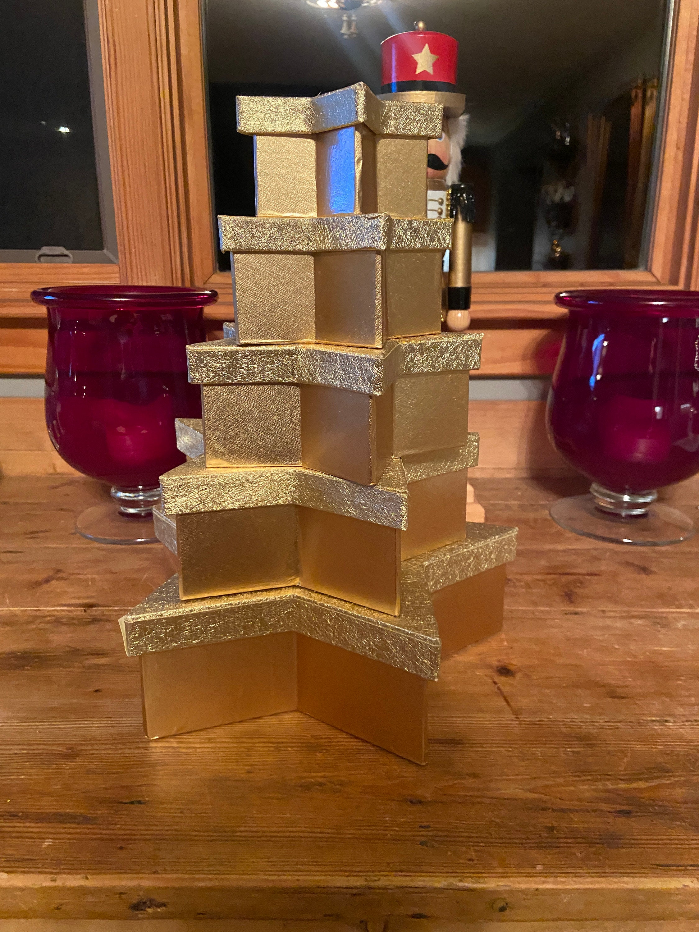 Five-piece Assorted Gold Star Gift Boxes in Various Sizes Golden ...