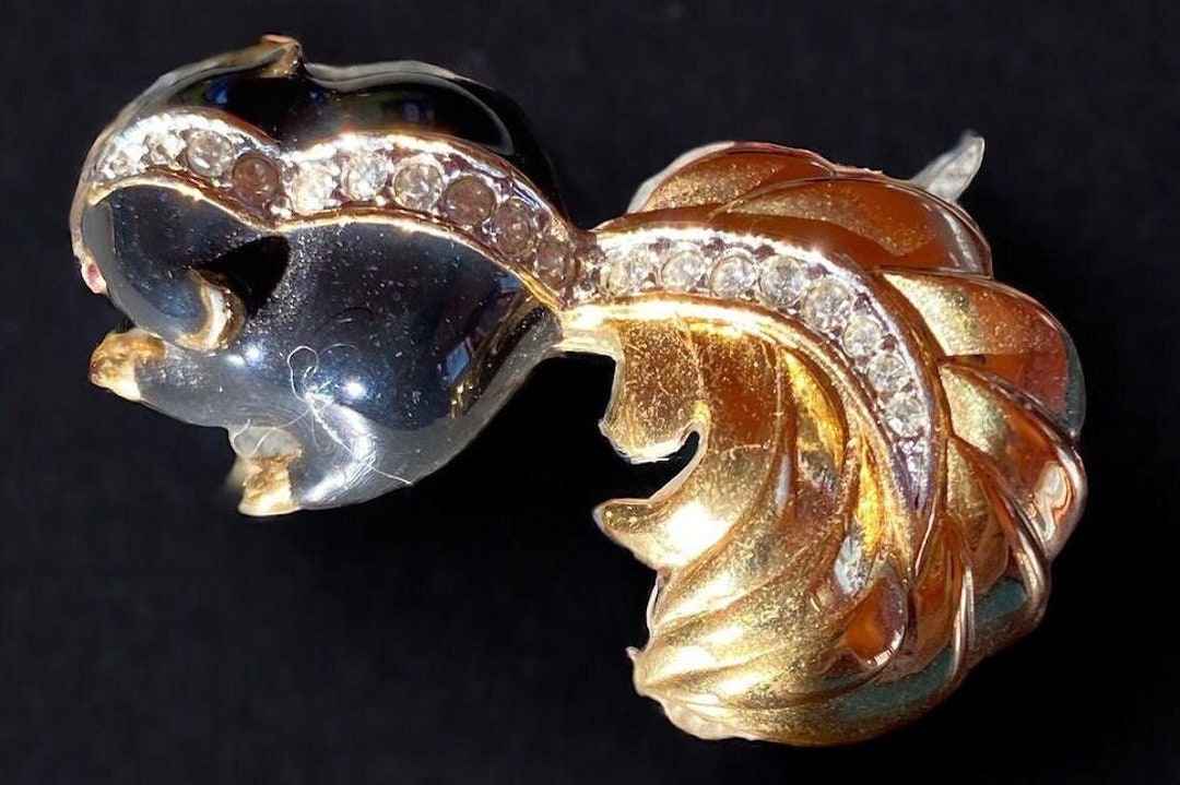 D'orlan Signed Skunk Brooch. Triple 22kt Gold Plated . Hand Painted ...