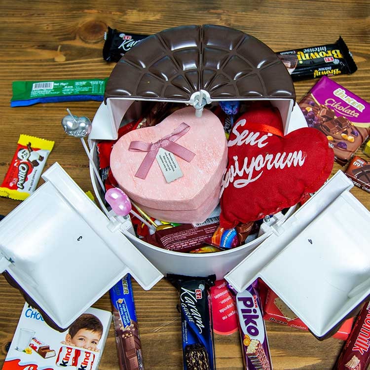 Personalized Gift Box , Exploding Cake Gift Box , Personalized Cake ...