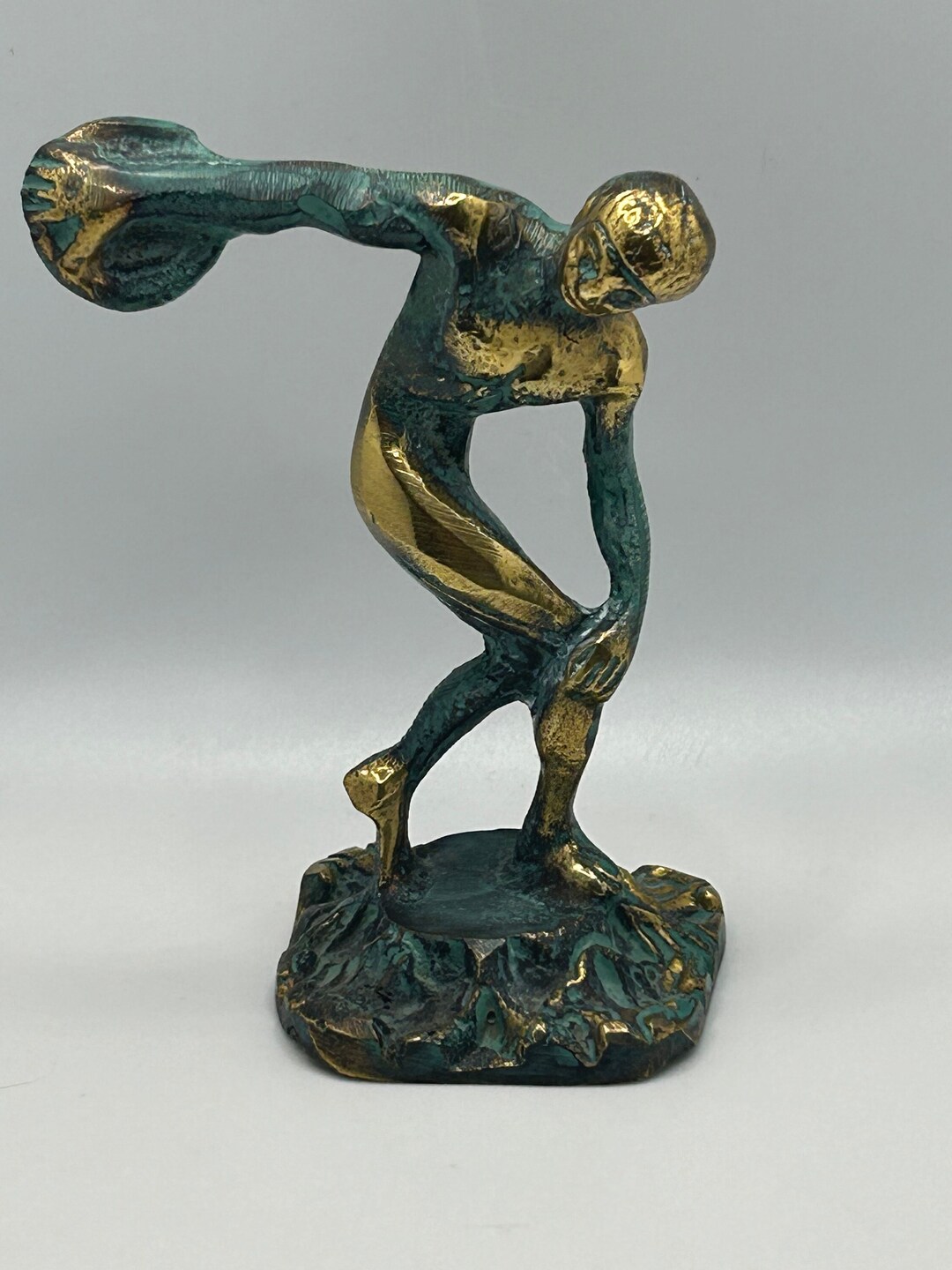 Bronze Greek Discus Thrower Statue - Etsy