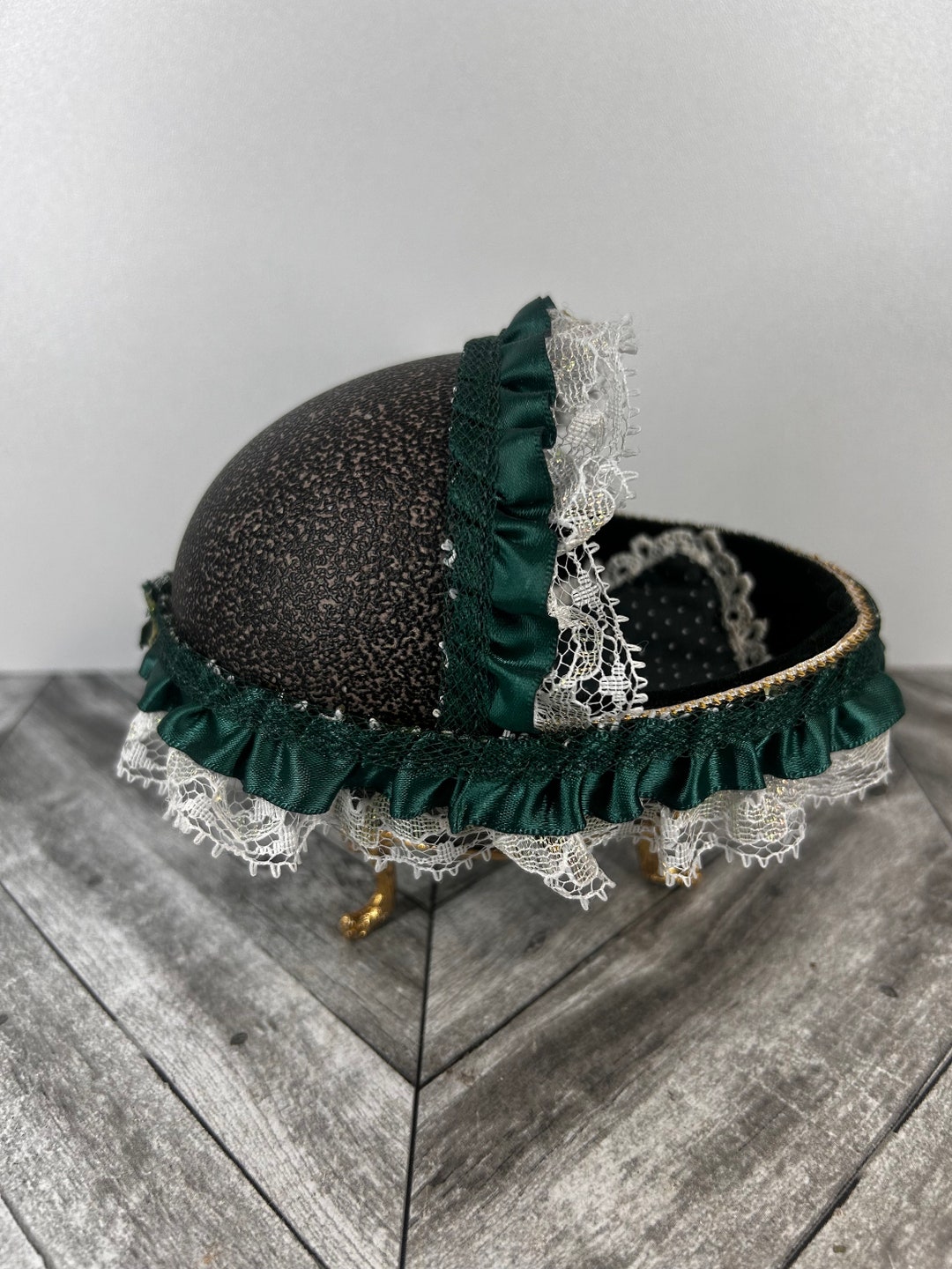 Spring Themed Emu Egg Bed - Etsy