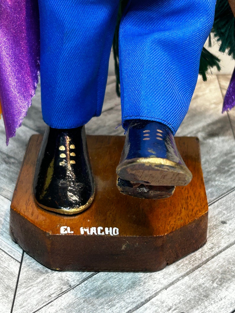 Nicaraguan El Macho Raton Figure - Etsy