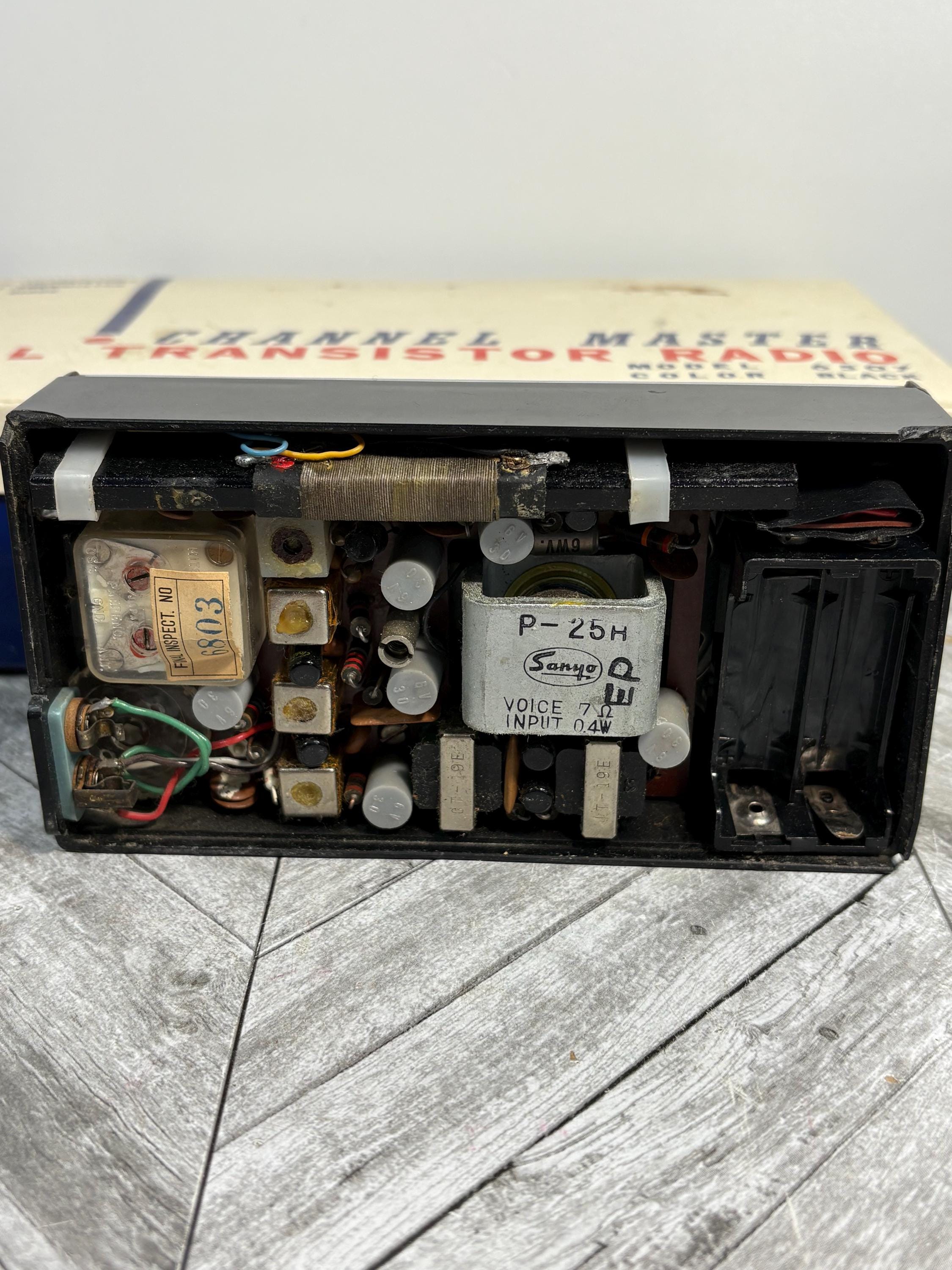 Vintage 1960s Sanyo Channel Master 6507 Radio - Etsy