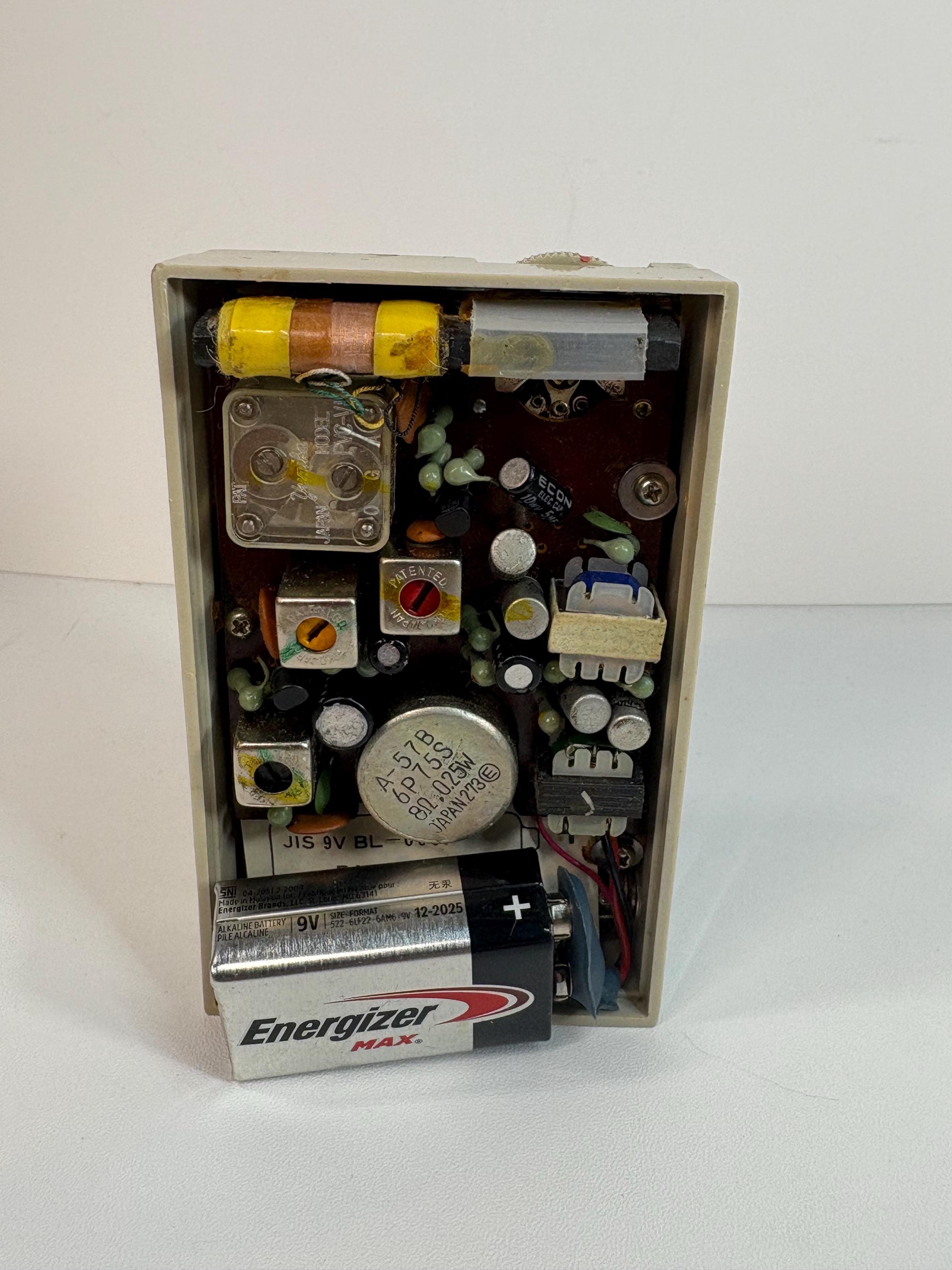 Vintage Juliette 6 Channel Solid State Pocket Radio - Etsy