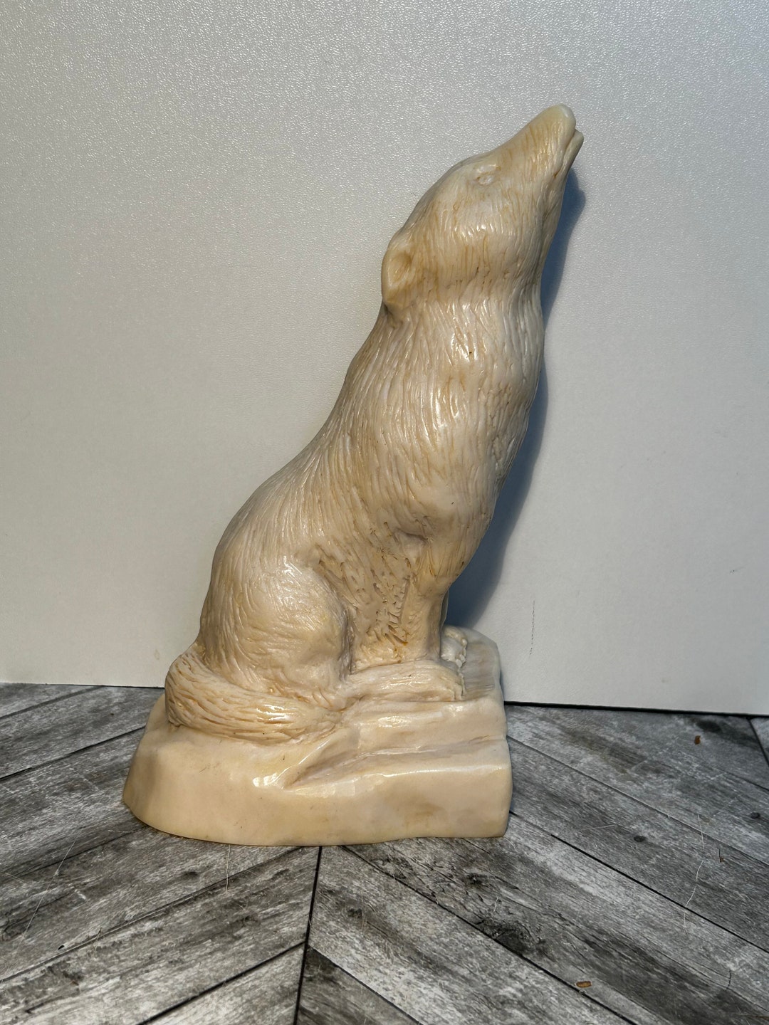 Vintage Alabaster Resin Howling Wolf Statue - Etsy