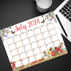 July 2024 Daisy Floral Themed Calendar, Printable Cute Daisies Calendar ...