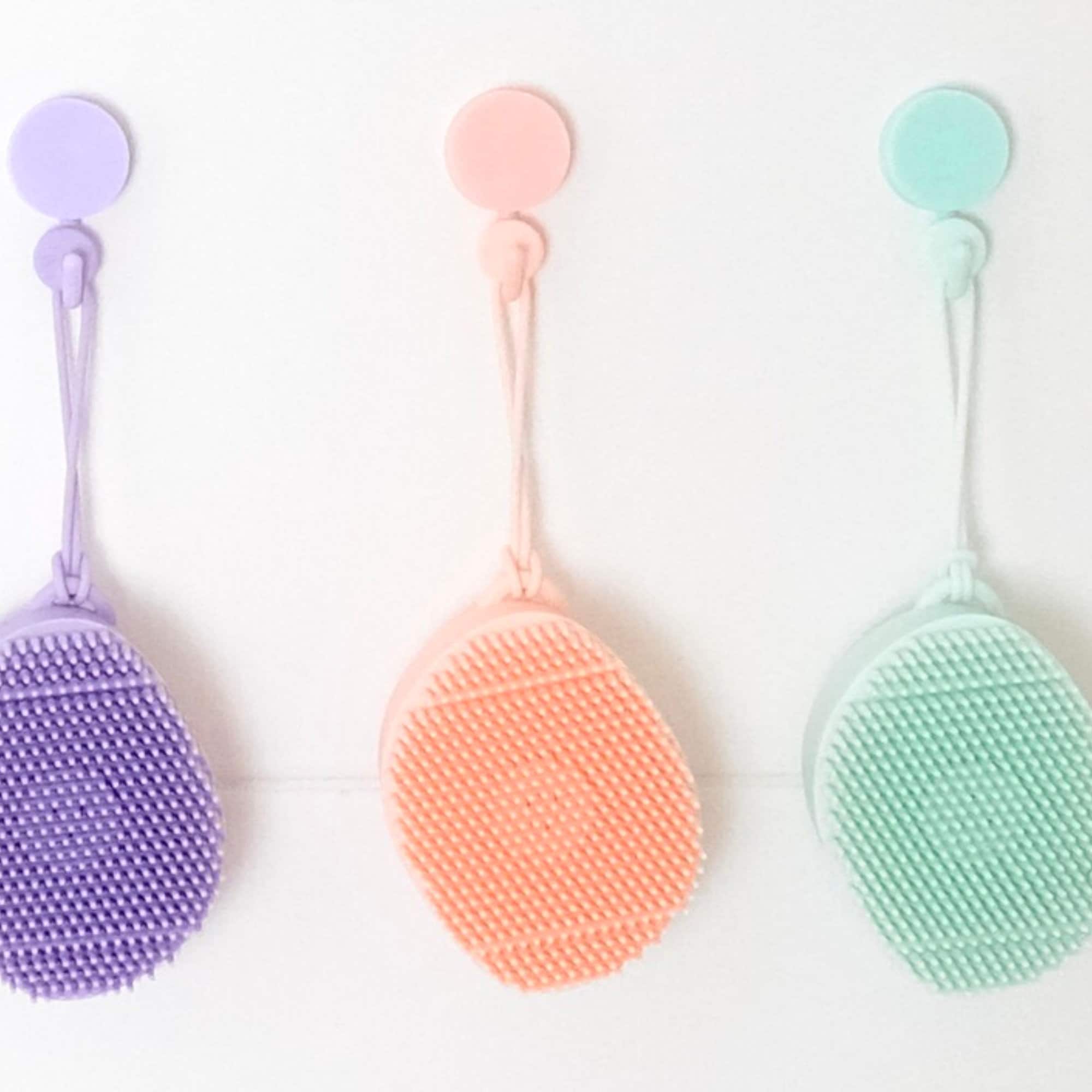 Pebbl Kids Silicone Bath Scrub. Gently Wash Sensitive Skin. Lathers and ...