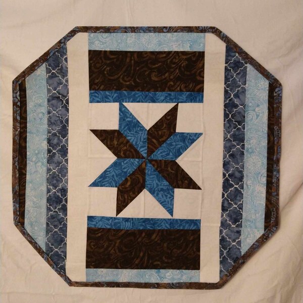 Octagon Table Topper - Etsy