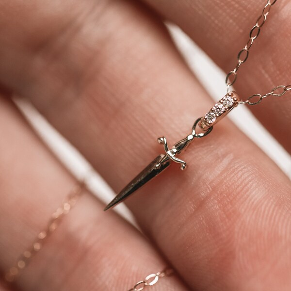 Acotar Dagger Necklace - Etsy