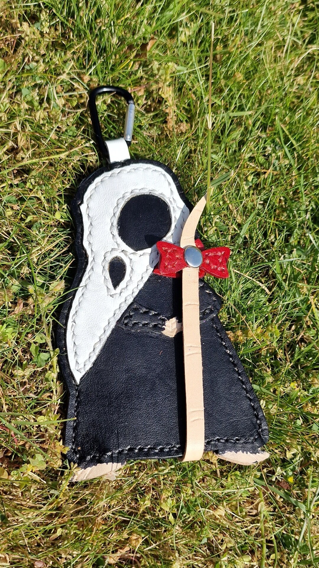 Real Leather Pâté De Rolo Key Holder Pull Out Key Case Critical Role ...