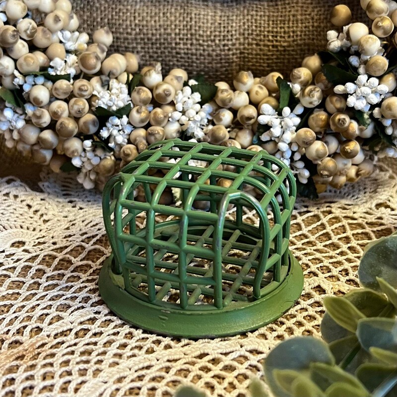 Vogue Flower Frog - Etsy