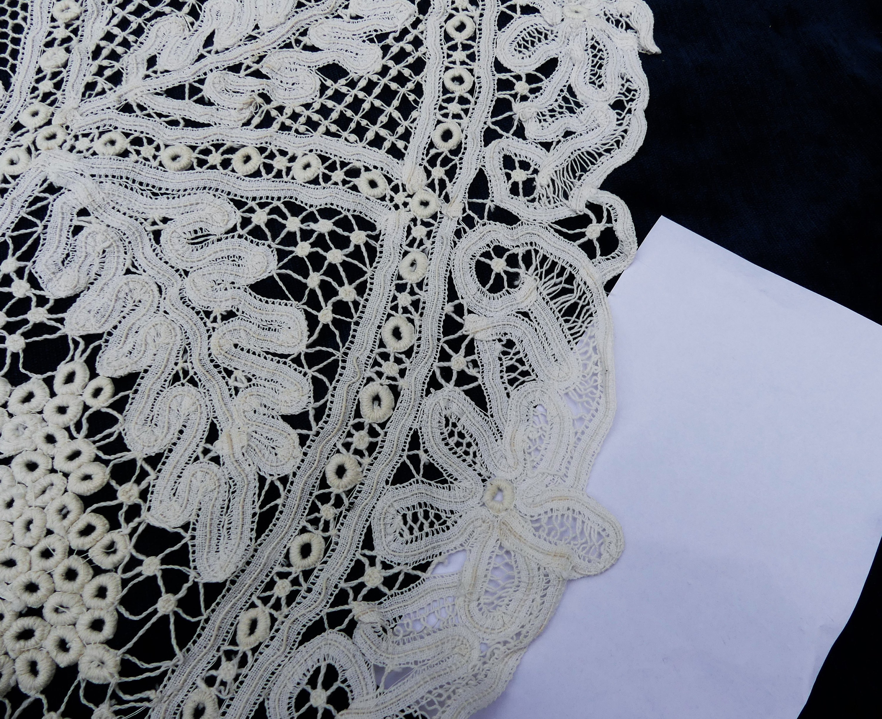 Antique 1910's Round Battenburg Lace Tablecloth Color Light Ivory 47 ...