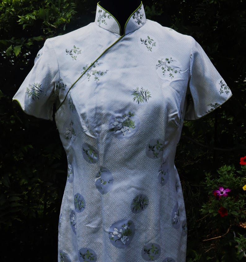 Vintage 70’s Chinese Custom Made Short Sleeve Silk Satin Qipao Dress W ...