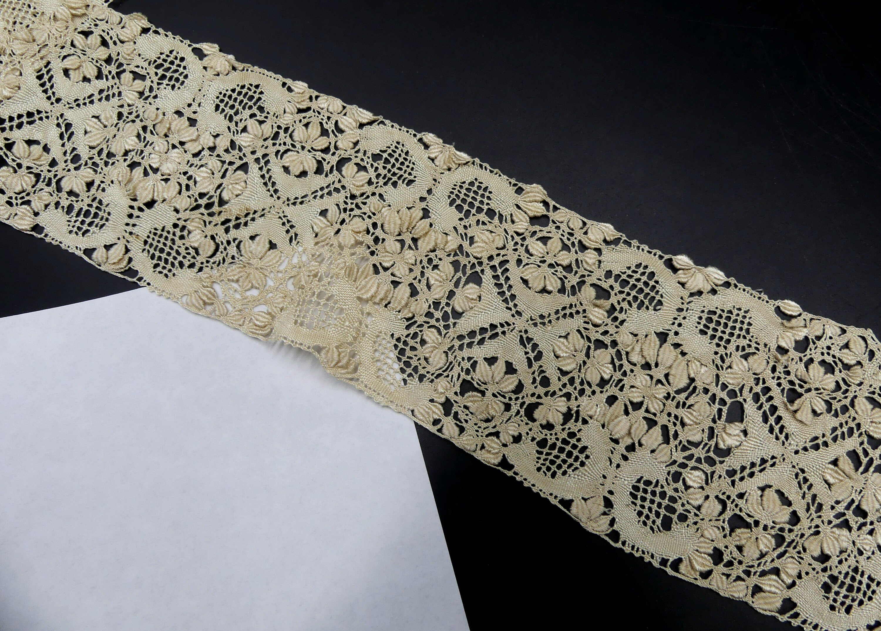 Antique 19th Century Victorian Wide Handmade Bobbin Trim Color Cream ...