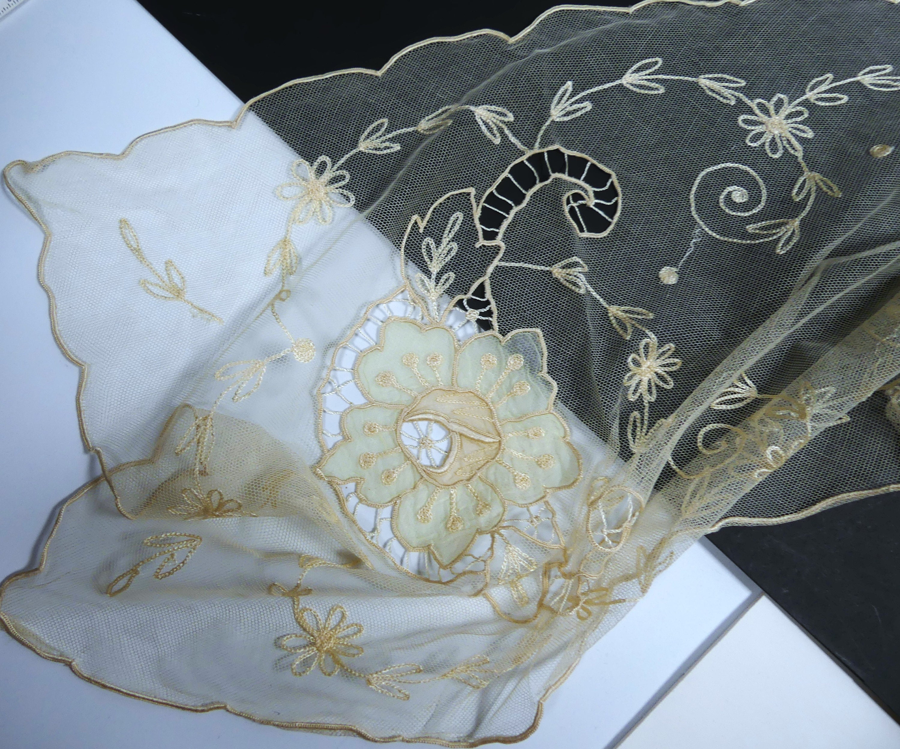 Antique French Handmade Tambour Lace Table Runner Color Ivory 441/2 X ...