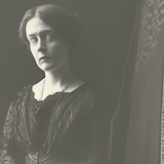 Creepy Victorian Woman Portrait Printable Download - Etsy