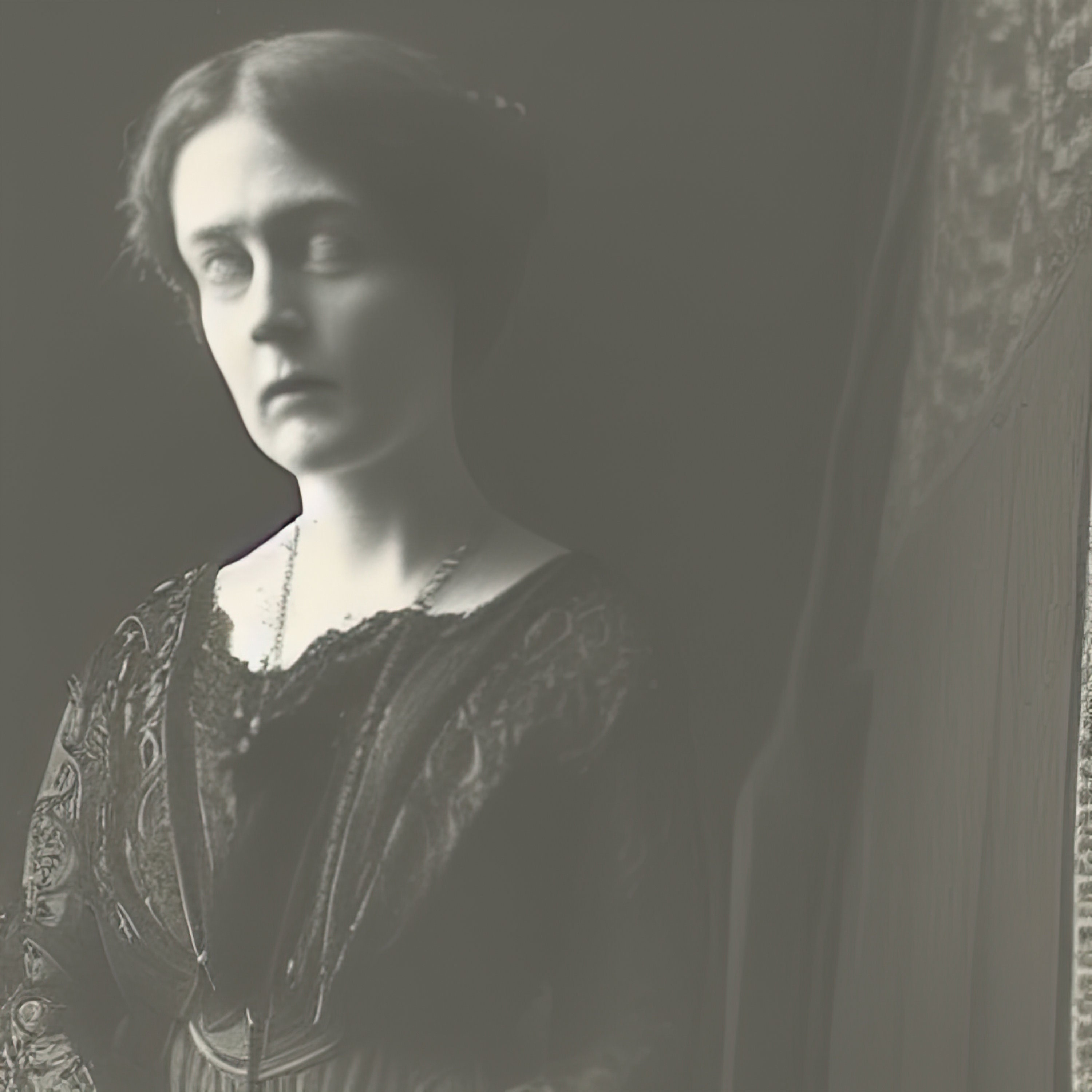 Creepy Victorian Woman Portrait Printable Download - Etsy