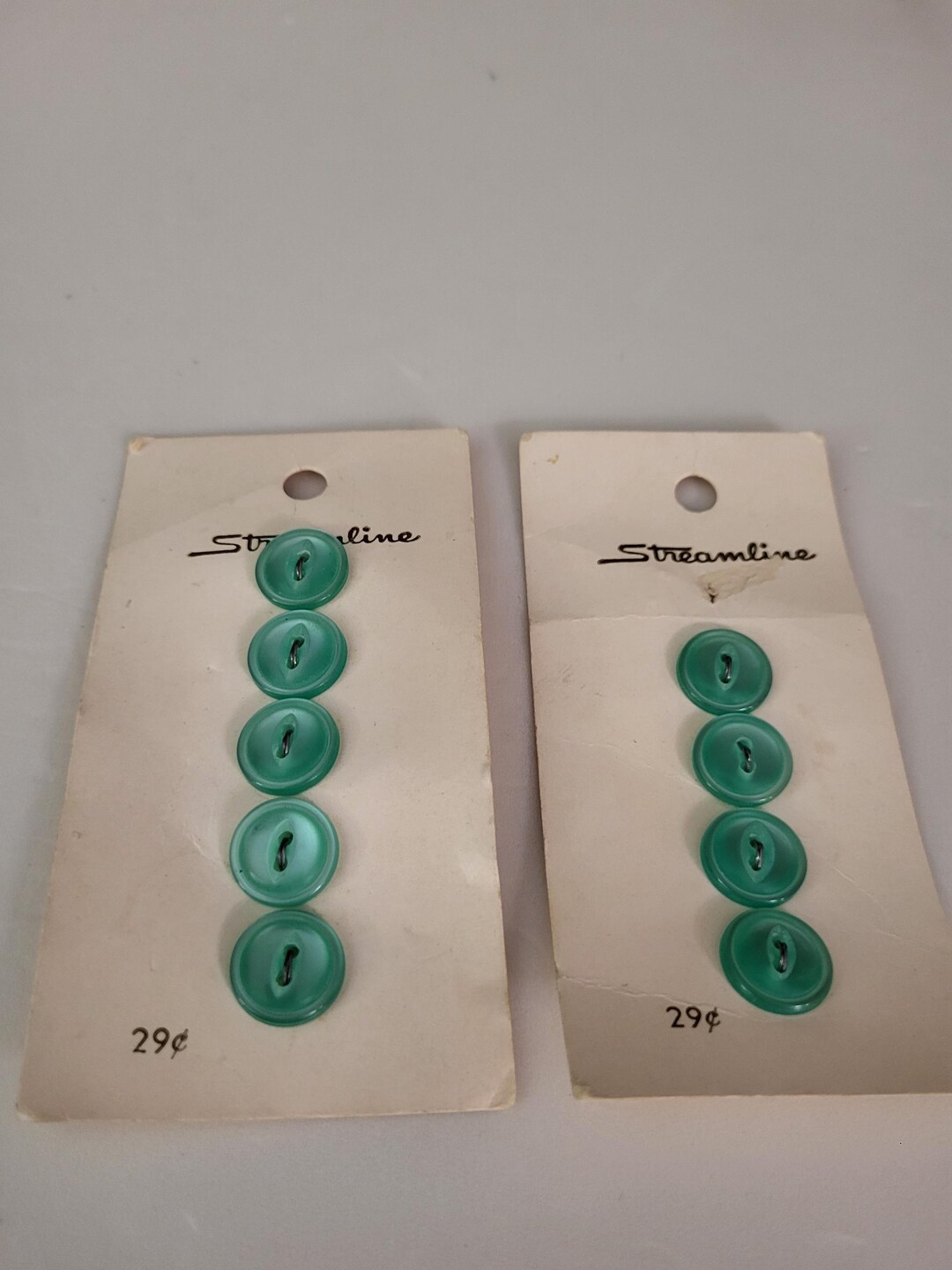 9 Vintage Streamline Buttons - Etsy