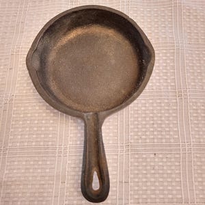 Miniature Cast Iron Skillet - Etsy