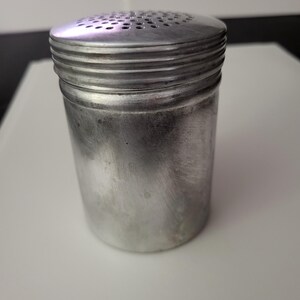 Aluminum Dredge Shaker - Etsy