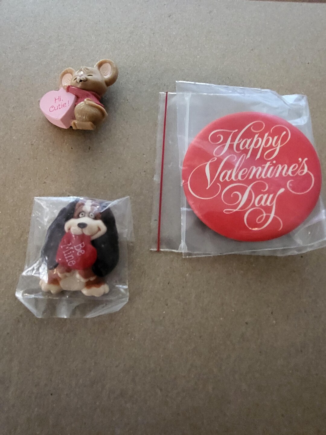 Hallmark Valentine's Pin: YOU CHOOSE - Etsy